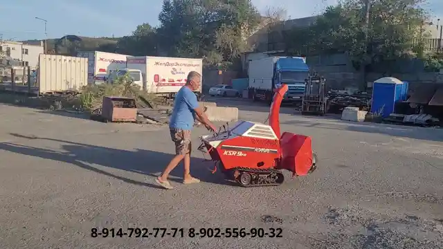 Превью видео о Снегоуборочная машина Kubota KSR9FR 2018 года во Владивостоке.