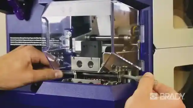 Принтер этикеток BRADY WRAPTOR A6500 видео