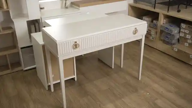 Видеообзор туалетного стола Флоранс