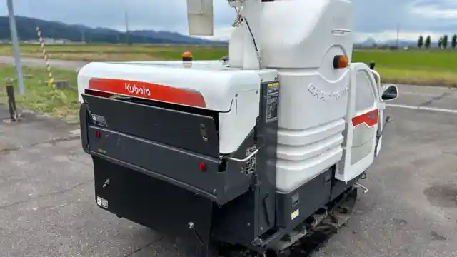 Превью видео о Комбайн Kubota AR217 2021 года во Владивостоке.