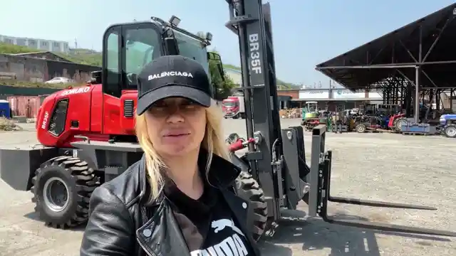Превью видео о Погрузчик вилочный Goruko BR35F 2025 года во Владивостоке.