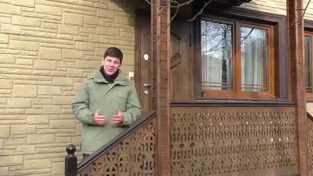 Фасадные панели под камень. Обзор дома.
