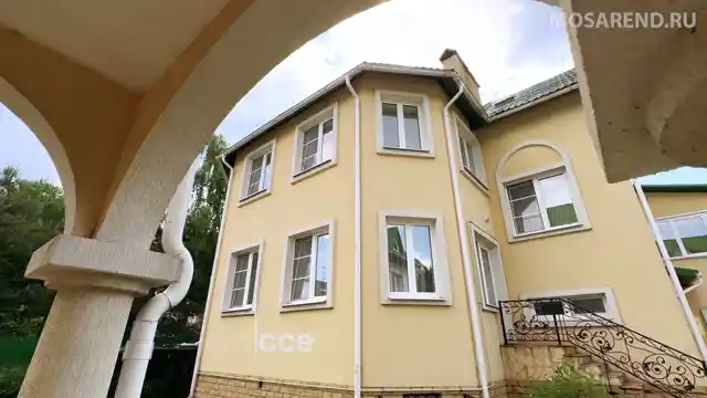 Коттедж на 18 человек