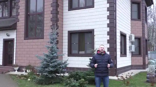 Фасадные панели - камень Неаполитанский. Обзор дома